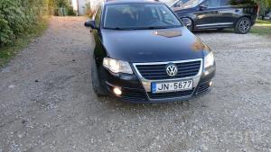 Black Volkswagen Passat B6 2010 in Tukums, with an engine capacity of 1.60 L and mileage of 413 thousand km for 1400 €, photo  on AUTOMOTO.COM.LV