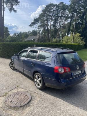 Zils Volkswagen Passat B6 2005 Rīga, ar dzinēja tilpumu 2.00 L un nobraukumu 424 tūkst. km par 700 €, foto 3 vietnē AUTOMOTO.COM.LV