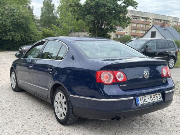 Blue Volkswagen Passat B6 2005 in Kuldiga, with an engine capacity of 2.00 L and mileage of 427 thousand km for 1500 €, photo 6 on AUTOMOTO.COM.LV