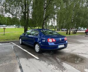 Blue Volkswagen Passat B6 2006 in Riga, with an engine capacity of 2.00 L and mileage of 360 thousand km for 1190 €, photo 2 on AUTOMOTO.COM.LV