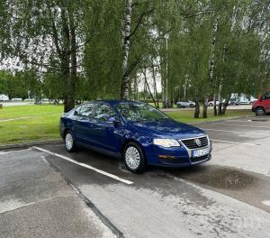 Blue Volkswagen Passat B6 2006 in Riga, with an engine capacity of 2.00 L and mileage of 360 thousand km for 1190 €, photo 4 on AUTOMOTO.COM.LV