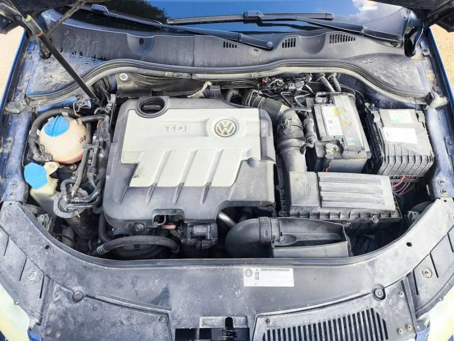 Zils Volkswagen Passat B6 2009 Rīga, ar dzinēja tilpumu 2.00 L un nobraukumu 300 tūkst. km par 1850 €, foto 14 vietnē AUTOMOTO.COM.LV