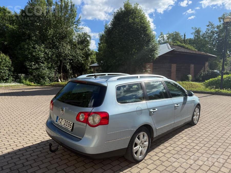 Zils Volkswagen Passat B6 2005 Balvi, ar dzinēja tilpumu 2.00 L un nobraukumu 315 tūkst. km par 2300 €, foto 4 vietnē AUTOMOTO.COM.LV