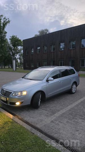 Zils Volkswagen Passat B6 2006 Dobele, ar dzinēja tilpumu 2.00 L un nobraukumu 325 tūkst. km par 1600 €, foto 2 vietnē AUTOMOTO.COM.LV