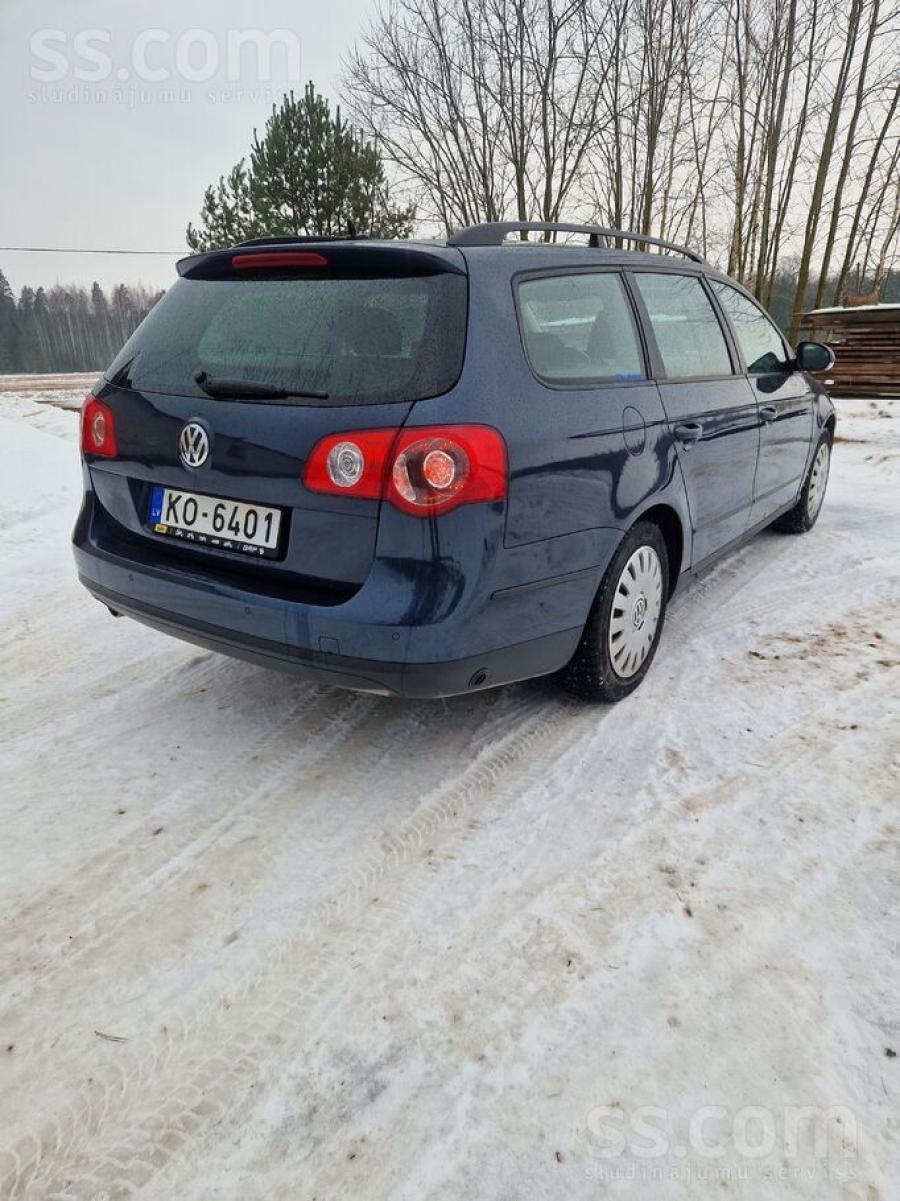 Zils Volkswagen Passat B6 2006 Valmiera, ar dzinēja tilpumu 1.60 L un nobraukumu 357 tūkst. km par 1000 €, foto 3 vietnē AUTOMOTO.COM.LV