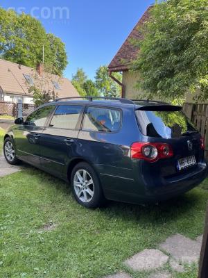 Zils Volkswagen Passat B6 2006 Jēkabpils, ar dzinēja tilpumu 1.60 L un nobraukumu 360 tūkst. km par 1400 €, foto 3 vietnē AUTOMOTO.COM.LV