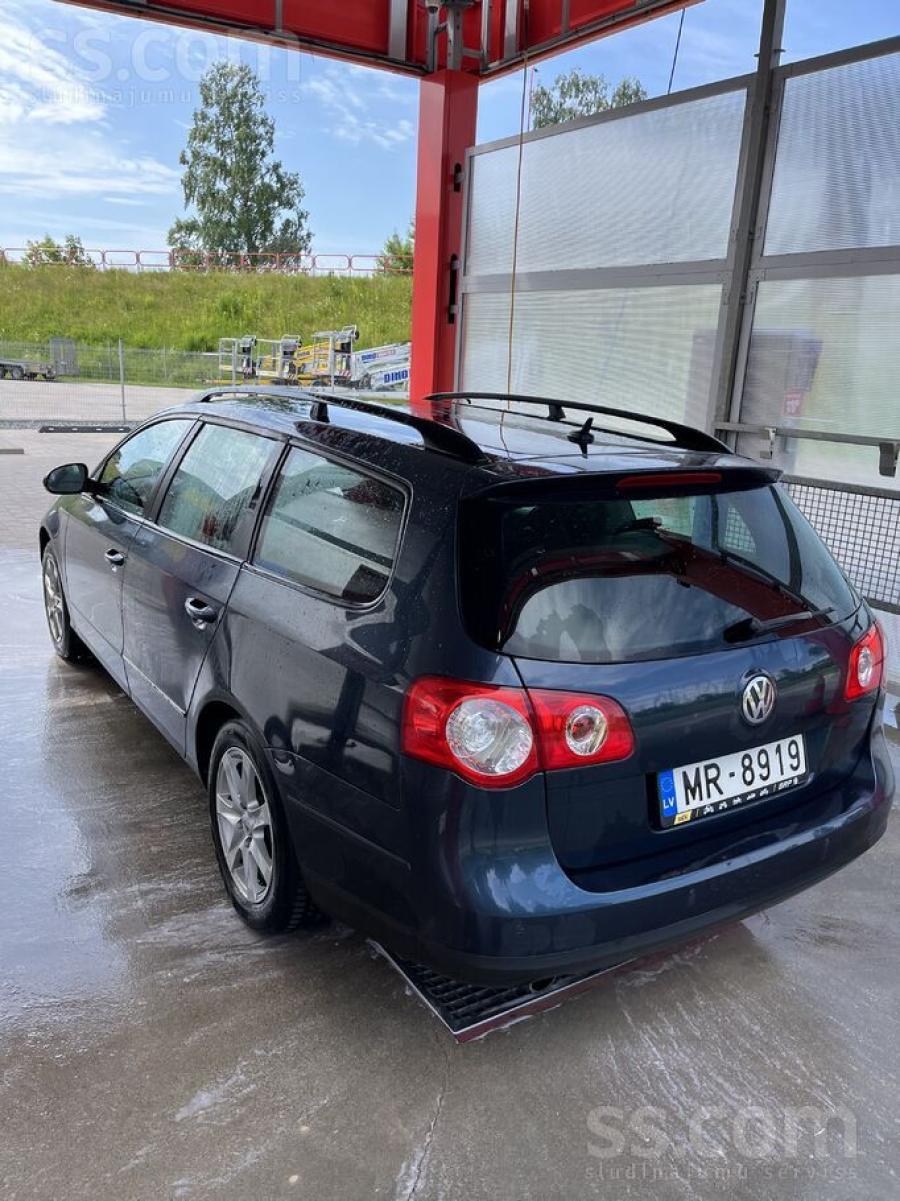 Zils Volkswagen Passat B6 2006 Jēkabpils, ar dzinēja tilpumu 1.60 L un nobraukumu 360 tūkst. km par 1400 €, foto 9 vietnē AUTOMOTO.COM.LV