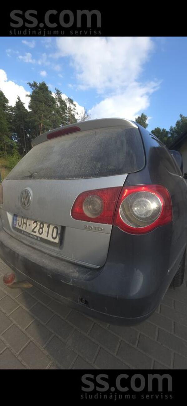 Blue Volkswagen Passat B6 2006 in Riga, with an engine capacity of 2.00 L and mileage of 411 thousand km for 550 €, photo 4 on AUTOMOTO.COM.LV