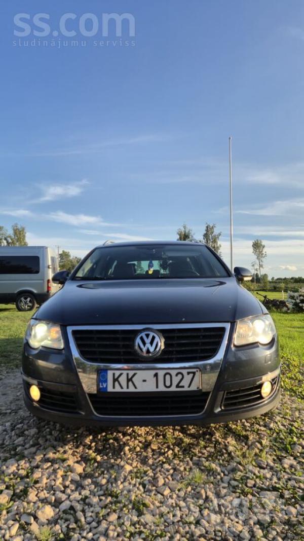 Blue Volkswagen Passat B6 2006 in Riga, with an engine capacity of 2.00 L and mileage of 340 thousand km for 2000 €, photo 5 on AUTOMOTO.COM.LV