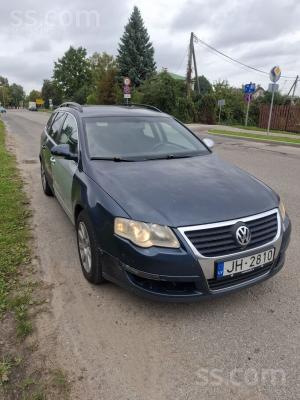 Blue Volkswagen Passat B6 2006 in Riga, with an engine capacity of 2.00 L and mileage of 410 thousand km for 400 €, photo 5 on AUTOMOTO.COM.LV