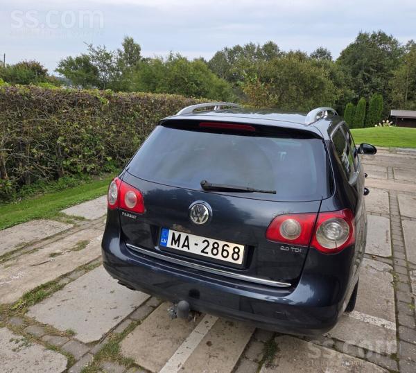 Volkswagen Passat B6 2006 Rīga vietnē Zils Volkswagen Passat B6 2006 Rīga, ar dzinēja tilpumu 2.00 L un nobraukumu 280 tūkst. km par 1300 €, foto 4 vietnē AUTOMOTO.COM.LV