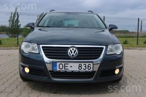 Blue Volkswagen Passat B6 2007 in Riga, with an engine capacity of 2.00 L and mileage of 237 thousand km for 1000 €, photo 3 on AUTOMOTO.COM.LV