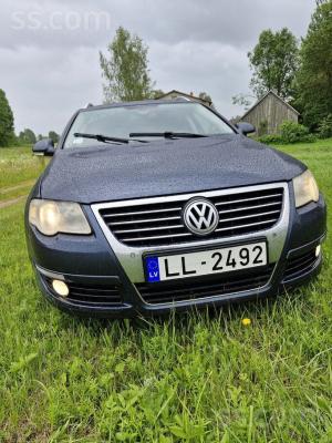 Blue Volkswagen Passat B6 2007 in Jekabpils, with an engine capacity of 2.00 L and mileage of 244 thousand km for 1800 €, photo 8 on AUTOMOTO.COM.LV