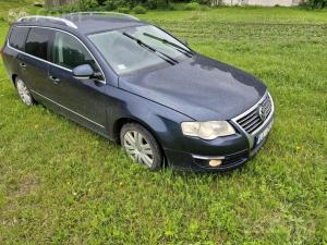 Blue Volkswagen Passat B6 2007 in Jekabpils, with an engine capacity of 2.00 L and mileage of 244 thousand km for 1800 €, photo 9 on AUTOMOTO.COM.LV