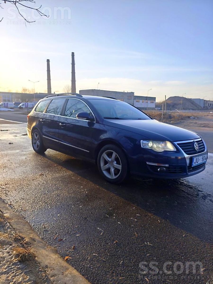 Blue Volkswagen Passat B6 2007 in Daugavpils, with an engine capacity of 2.00 L and mileage of 382 thousand km for 1800 €, photo 3 on AUTOMOTO.COM.LV