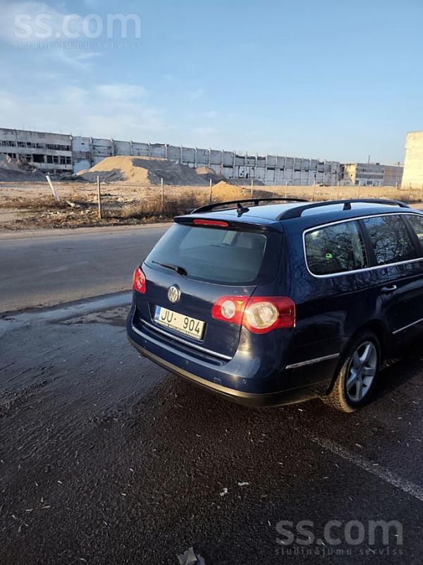 Zils Volkswagen Passat B6 2007 Daugavpils, ar dzinēja tilpumu 2.00 L un nobraukumu 382 tūkst. km par 1800 €, foto 4 vietnē AUTOMOTO.COM.LV