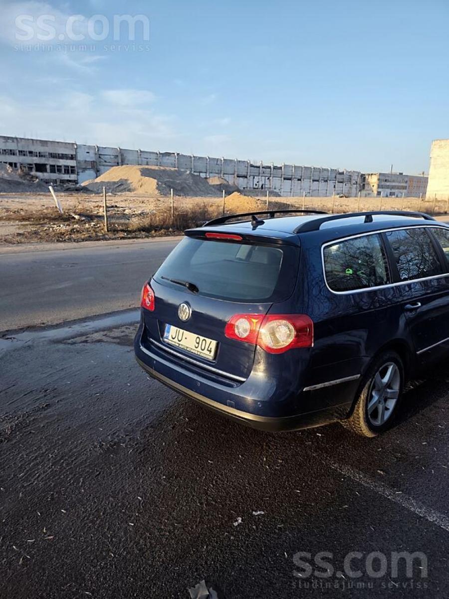 Blue Volkswagen Passat B6 2007 in Daugavpils, with an engine capacity of 2.00 L and mileage of 382 thousand km for 1800 €, photo 5 on AUTOMOTO.COM.LV