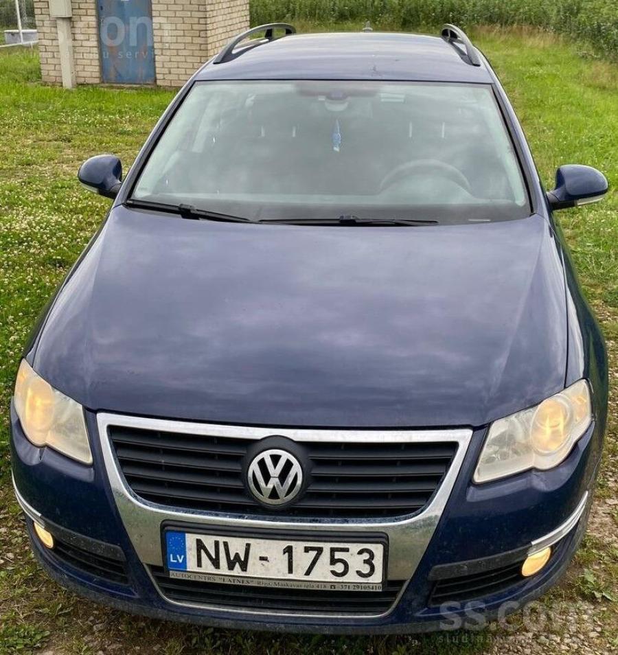 Blue Volkswagen Passat B6 2007 in Bauska, with an engine capacity of 2.00 L and mileage of 395 thousand km for 800 €, photo 1 on AUTOMOTO.COM.LV