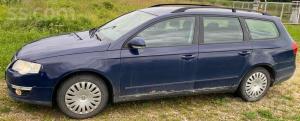 Blue Volkswagen Passat B6 2007 in Bauska, with an engine capacity of 2.00 L and mileage of 395 thousand km for 800 €, photo 3 on AUTOMOTO.COM.LV