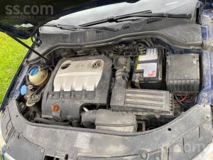 Blue Volkswagen Passat B6 2007 in Bauska, with an engine capacity of 2.00 L and mileage of 395 thousand km for 800 €, photo 7 on AUTOMOTO.COM.LV