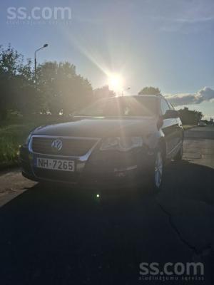 Zils Volkswagen Passat B6 2007 Rīga, ar dzinēja tilpumu 2.00 L un nobraukumu 322 tūkst. km par 1500 €, foto  vietnē AUTOMOTO.COM.LV