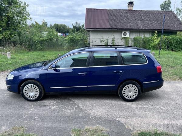 Blue Volkswagen Passat B6 2007 in Daugavpils, with an engine capacity of 1.90 L and mileage of 253 thousand km for 2499 €, photo 7 on AUTOMOTO.COM.LV