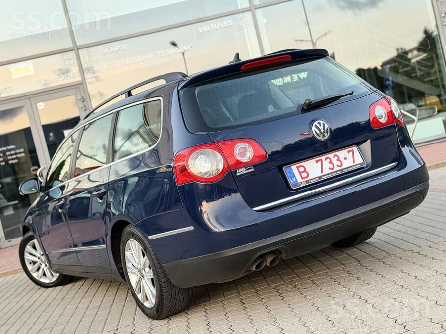 Blue Volkswagen Passat B6 2007 in Riga, with an engine capacity of 2.00 L and mileage of 321 thousand km for 1890 €, photo 4 on AUTOMOTO.COM.LV