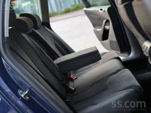 Blue Volkswagen Passat B6 2007 in Riga, with an engine capacity of 2.00 L and mileage of 321 thousand km for 1890 €, photo 13 on AUTOMOTO.COM.LV