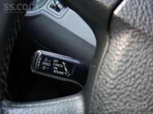 Blue Volkswagen Passat B6 2007 in Riga, with an engine capacity of 2.00 L and mileage of 321 thousand km for 1890 €, photo 17 on AUTOMOTO.COM.LV