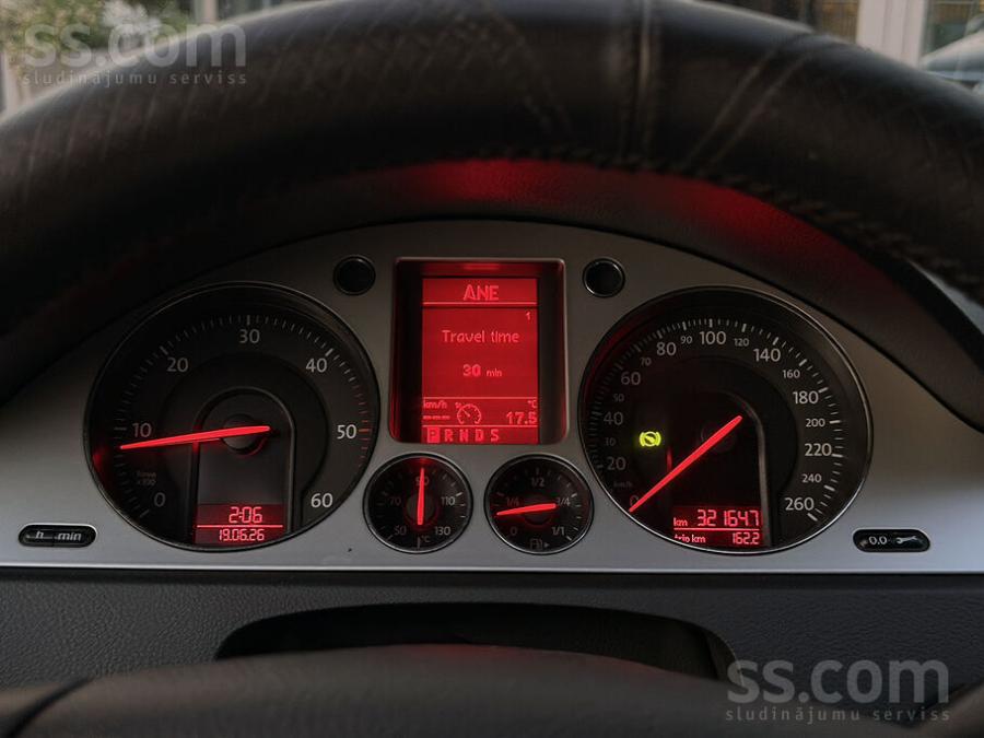 Blue Volkswagen Passat B6 2007 in Riga, with an engine capacity of 2.00 L and mileage of 321 thousand km for 1890 €, photo 18 on AUTOMOTO.COM.LV