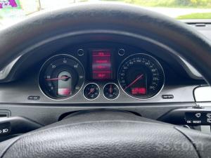 Zils Volkswagen Passat B6 2007 Daugavpils, ar dzinēja tilpumu 1.90 L un nobraukumu 253 tūkst. km par 2299 €, foto 26 vietnē AUTOMOTO.COM.LV