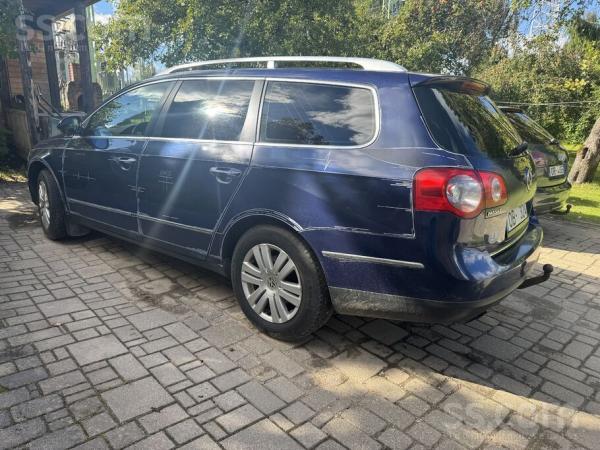 Blue Volkswagen Passat B6 2007 in Cesis, with an engine capacity of 2.00 L and mileage of 527 thousand km for 1850 €, photo 5 on AUTOMOTO.COM.LV