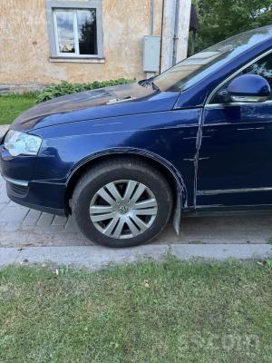 Zils Volkswagen Passat B6 2007 Cēsis, ar dzinēja tilpumu 2.00 L un nobraukumu 527 tūkst. km par 1850 €, foto 20 vietnē AUTOMOTO.COM.LV