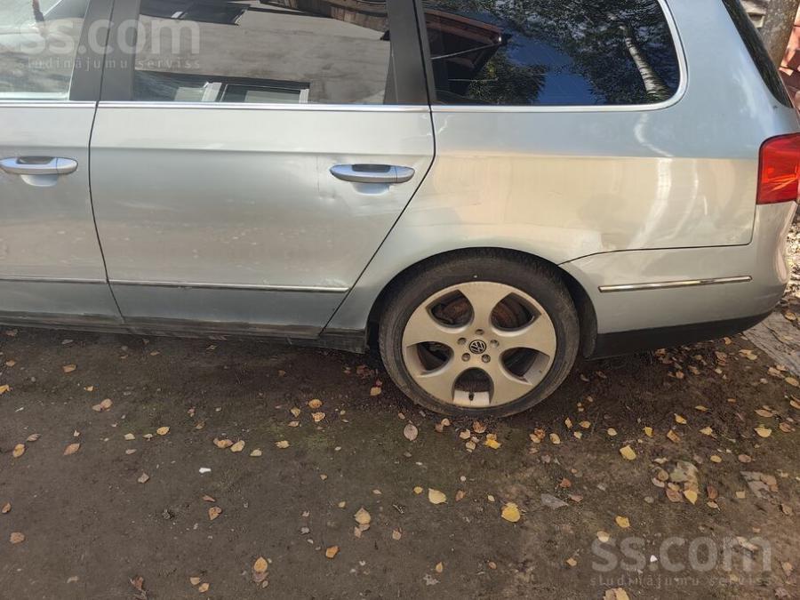 Zils Volkswagen Passat B6 2007 Rīga, ar dzinēja tilpumu 2.00 L un nobraukumu 400 tūkst. km par 600 €, foto 4 vietnē AUTOMOTO.COM.LV