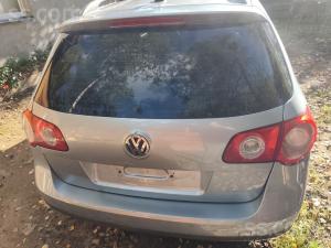 Zils Volkswagen Passat B6 2007 Rīga, ar dzinēja tilpumu 2.00 L un nobraukumu 400 tūkst. km par 600 €, foto 5 vietnē AUTOMOTO.COM.LV