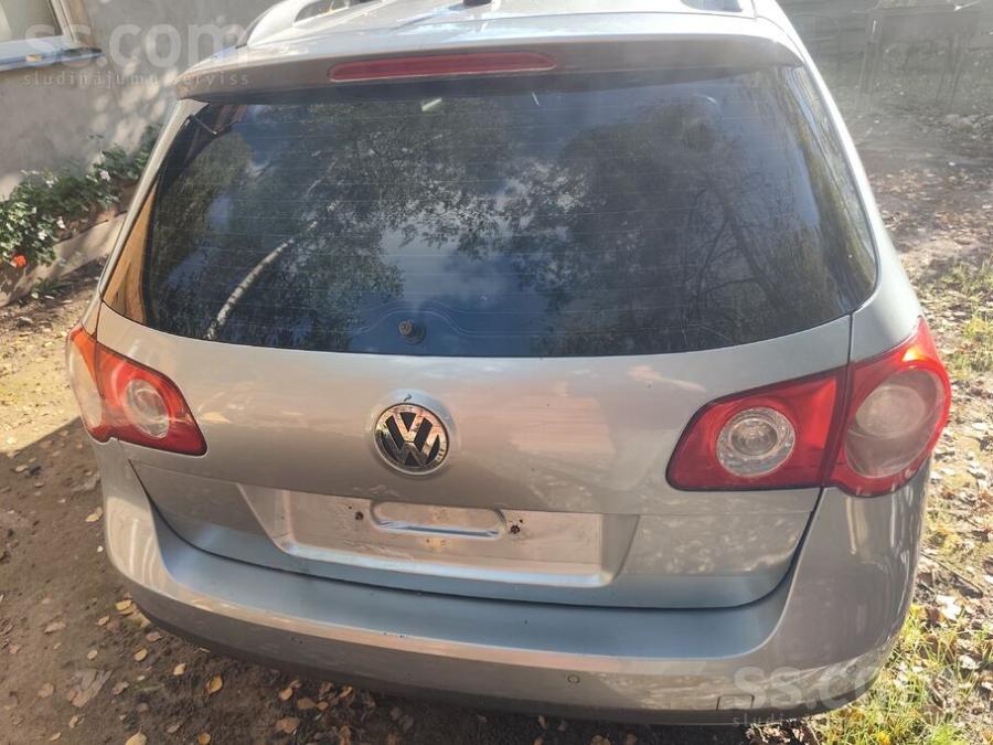 Zils Volkswagen Passat B6 2007 Rīga, ar dzinēja tilpumu 2.00 L un nobraukumu 400 tūkst. km par 600 €, foto 5 vietnē AUTOMOTO.COM.LV