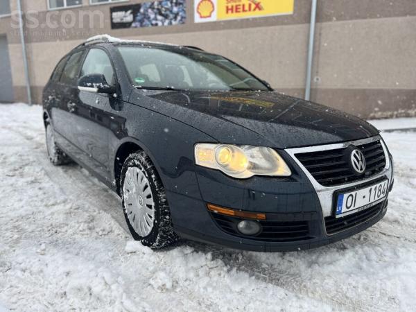 Blue Volkswagen Passat B6 2008 in Rezekne, with an engine capacity of 1.90 L and mileage of 285 thousand km for 3450 €, photo 3 on AUTOMOTO.COM.LV
