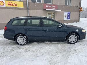 Zils Volkswagen Passat B6 2008 Rēzekne, ar dzinēja tilpumu 1.90 L un nobraukumu 285 tūkst. km par 3450 €, foto 5 vietnē AUTOMOTO.COM.LV