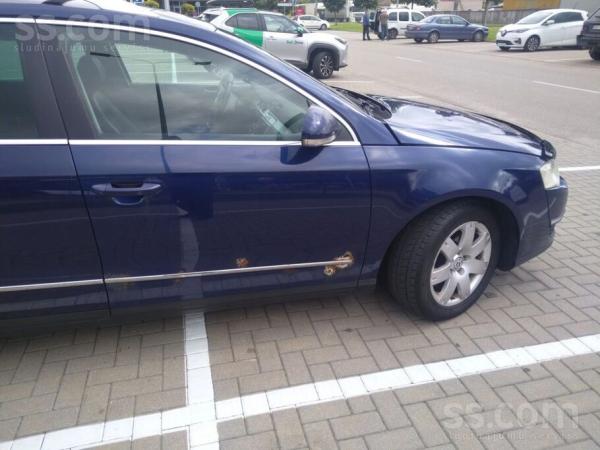 Zils Volkswagen Passat B6 2008 Liepāja, ar dzinēja tilpumu 2.00 L un nobraukumu 333 tūkst. km par 1800 €, foto 8 vietnē AUTOMOTO.COM.LV
