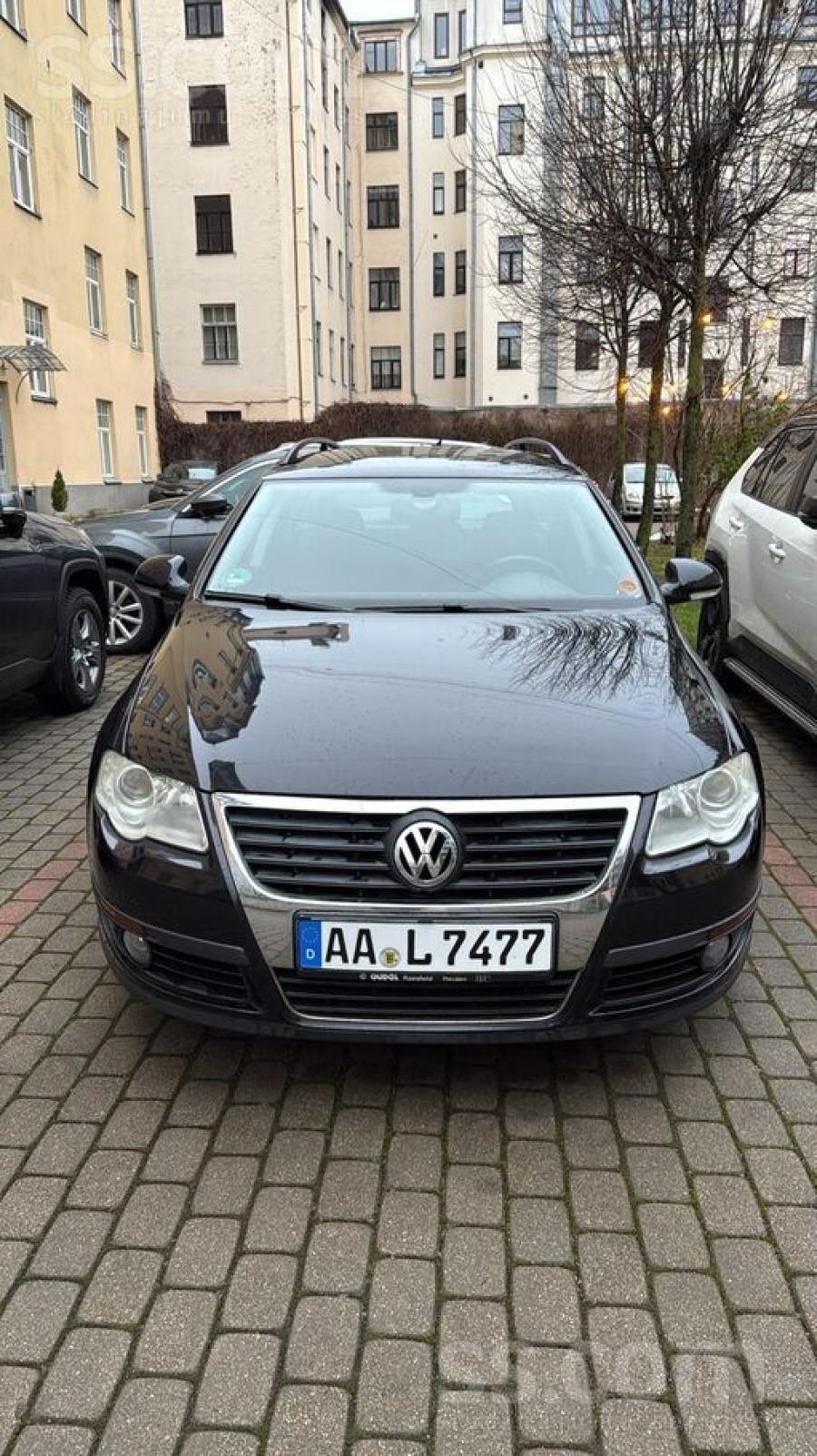 Blue Volkswagen Passat B6 2008 in Riga, with an engine capacity of 2.00 L and mileage of 215 thousand km for 3150 €, photo 1 on AUTOMOTO.COM.LV