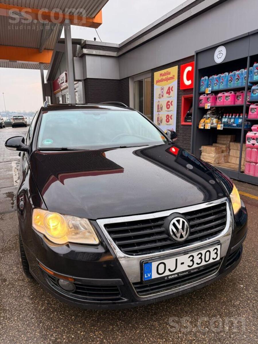 Blue Volkswagen Passat B6 2008 in Riga, with an engine capacity of 2.00 L and mileage of 215 thousand km for 3150 €, photo 2 on AUTOMOTO.COM.LV