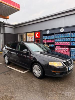 Blue Volkswagen Passat B6 2008 in Riga, with an engine capacity of 2.00 L and mileage of 215 thousand km for 3150 €, photo 3 on AUTOMOTO.COM.LV