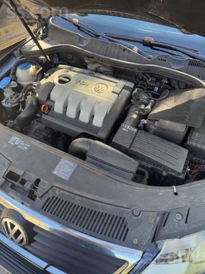 Zils Volkswagen Passat B6 2008 Cēsis, ar dzinēja tilpumu 2.00 L un nobraukumu 533 tūkst. km par 1300 €, foto 9 vietnē AUTOMOTO.COM.LV