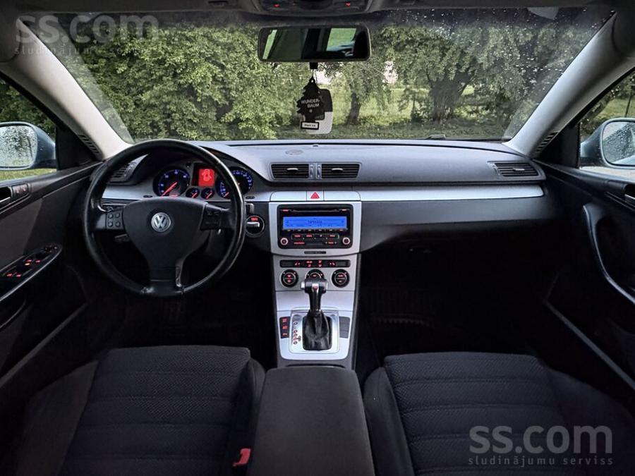 Blue Volkswagen Passat B6 2008 in Dobele, with an engine capacity of 2.00 L and mileage of 355 thousand km for 1685 €, photo 6 on AUTOMOTO.COM.LV