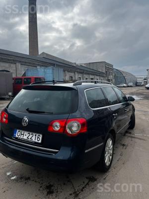 Blue Volkswagen Passat B6 2008 in Riga, with an engine capacity of 2.00 L and mileage of 290 thousand km for 1850 €, photo 6 on AUTOMOTO.COM.LV