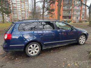 Zils Volkswagen Passat B6 2009 Rīga, ar dzinēja tilpumu 2.00 L un nobraukumu 379 tūkst. km par 1800 €, foto 4 vietnē AUTOMOTO.COM.LV