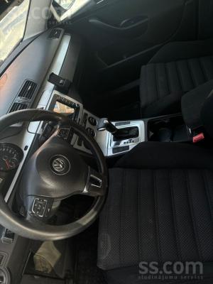 Zils Volkswagen Passat B6 2009 Rīga, ar dzinēja tilpumu 2.00 L un nobraukumu 379 tūkst. km par 1800 €, foto 8 vietnē AUTOMOTO.COM.LV