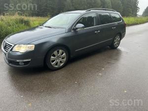 Blue Volkswagen Passat B6 2009 in Tukums, with an engine capacity of 2.00 L and mileage of 296 thousand km for 2200 €, photo  on AUTOMOTO.COM.LV