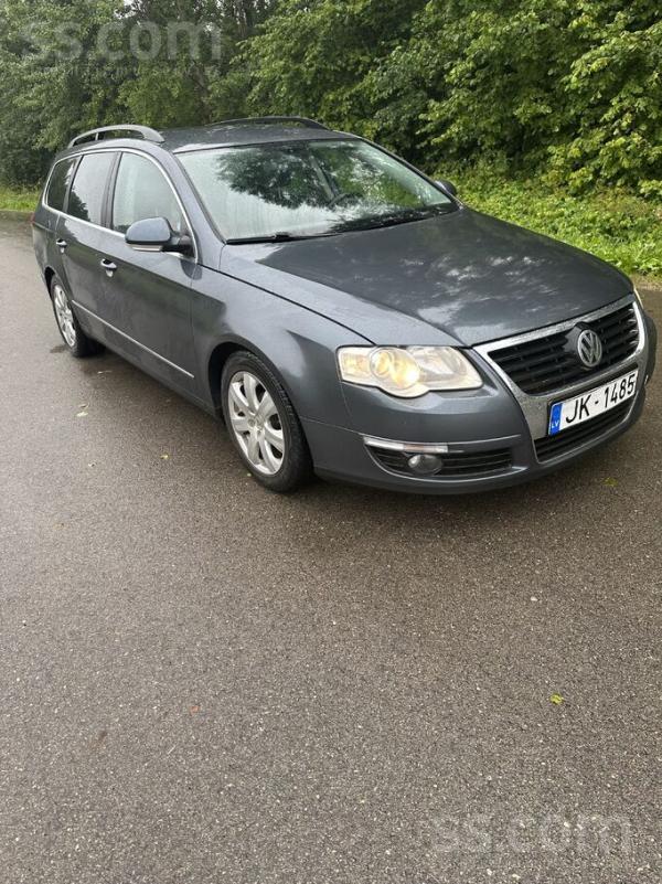 Zils Volkswagen Passat B6 2009 Tukums, ar dzinēja tilpumu 2.00 L un nobraukumu 296 tūkst. km par 2200 €, foto 2 vietnē AUTOMOTO.COM.LV