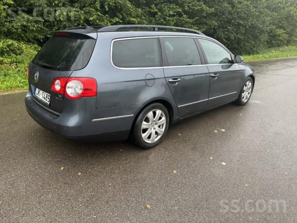Zils Volkswagen Passat B6 2009 Tukums, ar dzinēja tilpumu 2.00 L un nobraukumu 296 tūkst. km par 2200 €, foto 3 vietnē AUTOMOTO.COM.LV